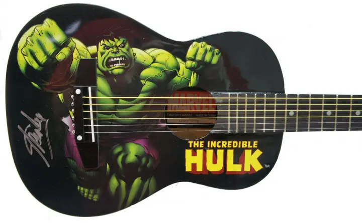 Peavey Marvel Avengers Hulk Graphic 1/2 Size Acoustic Guitar Signed by ...