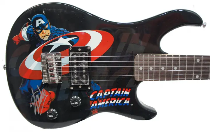 Peavey Marvel Avengers Captain America 3/4 Size Electric Guitar Signed ...