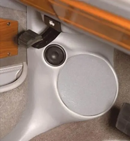 Q Logic 88-91 Chevy CK Reg Cab Truck 5 1/4" Custom Speaker Kick Panel